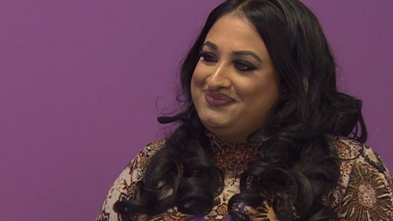 Leeds Railway Station introduces British Sign Language service - BBC News