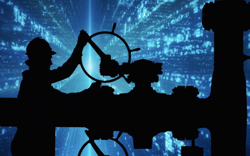 Colonial hack: How did cyber-attackers shut off pipeline? - BBC News
