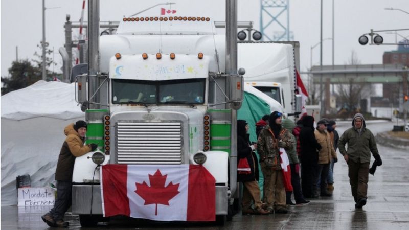Ambassador Bridge: Canada court orders end to trucker blockade - BBC News