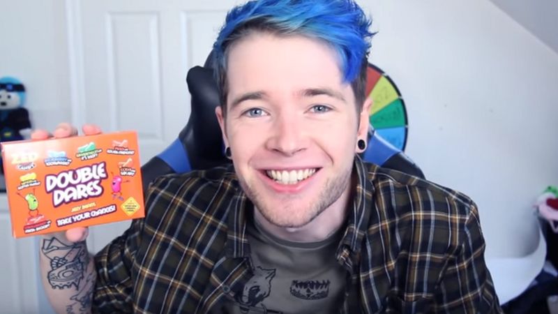 DanTDM: How YouTube star went from shy schoolboy to internet sensation - BBC News