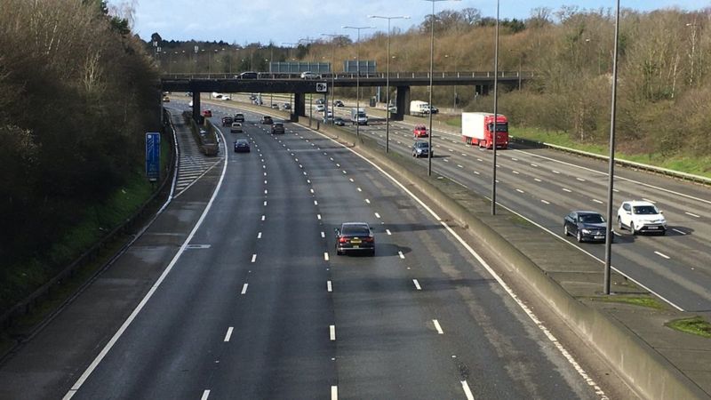 Body found on M25 after 'hit and run' - BBC News