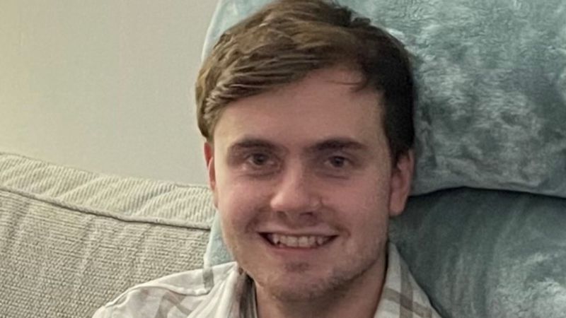Bristol police release new photos of Jack O'Sullivan - BBC News