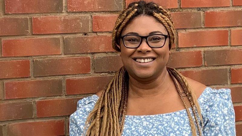 Afro hair comb inventor hopes to inspire young black women - BBC News