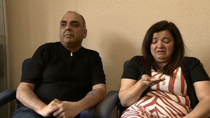 Ronan Kanda: 'As they ordered knives, our boy was ordering toys' - BBC News