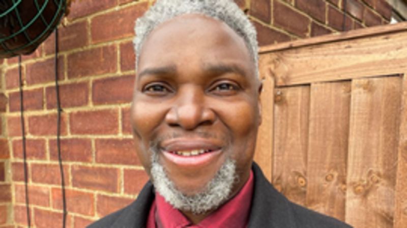 Tributes paid to Bedford councillor Patrick Solomon - BBC News