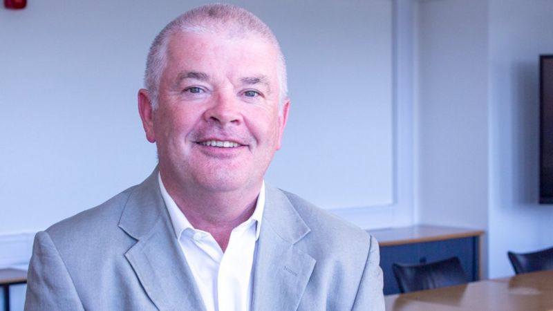 Norfolk County Council could scrap top officer role to save £175k - BBC ...