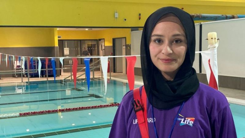 Birmingham woman's PPE hijab design now available worldwide - BBC News