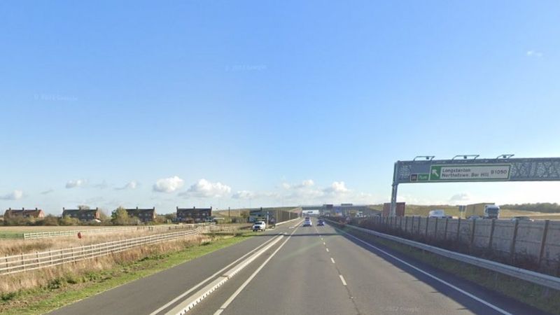 Seven vehicles involved in A1307 crash at Swavesey - BBC News