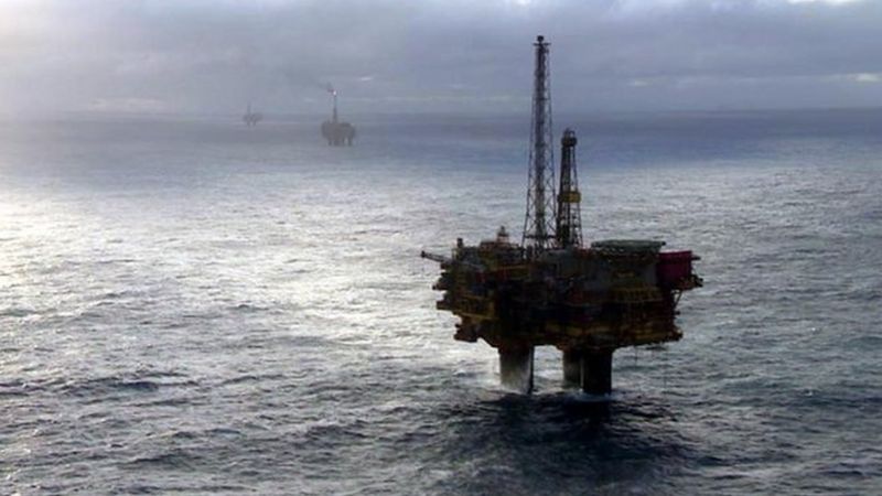 Brent Delta platform removed from legs - BBC News