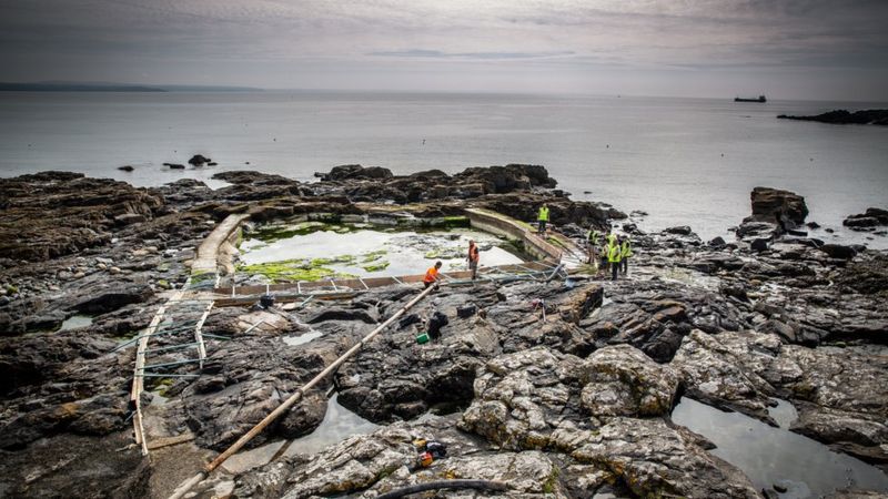 Mousehole Rock Pool swimming spot given new lease of life - BBC News