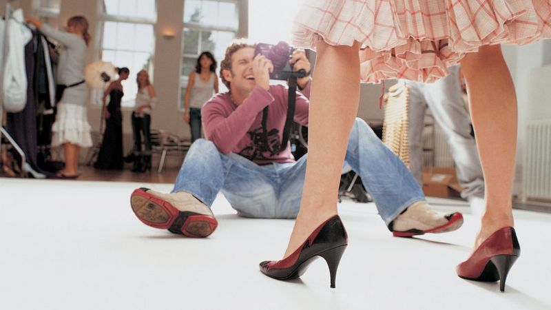 How easy is it to make a living as a model? - BBC News