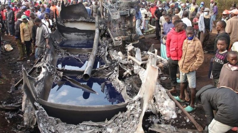 Kenyan fuel tanker explodes killing at least 13 - BBC News