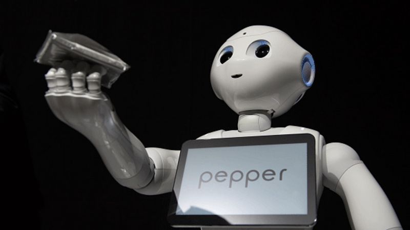Pepper robot to work in Belgian hospitals - BBC News