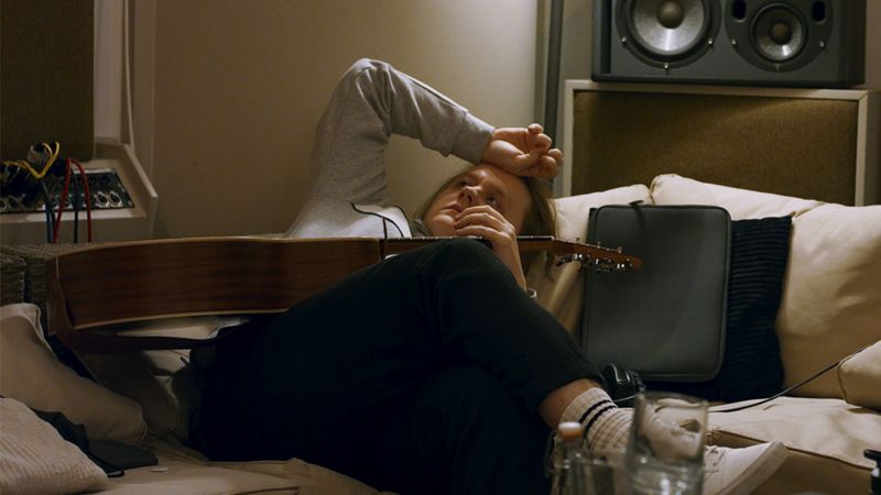 Lewis Capaldi: How success affected his mental health - BBC News