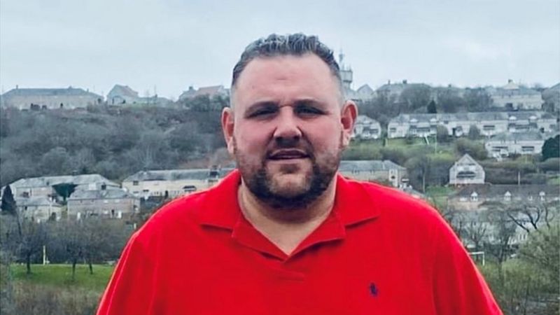 Resolven: Tributes to passionate golfer who died in crash - BBC News