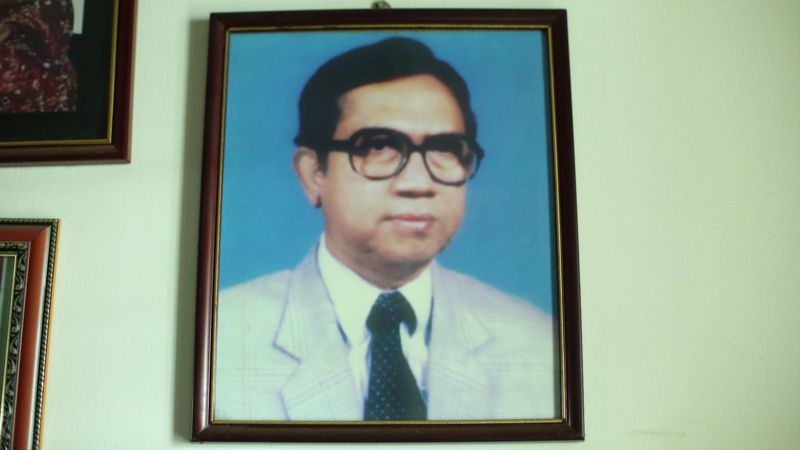 ሕግ፡ “የመጀመሪያ የጥብቅና ሥራዬ የአባቴን ገዳይ መፋረድ ነበር” - BBC News አማርኛ