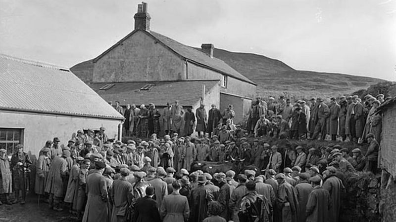 Lluniau: Cofio Capel Celyn // Pictures: A village before the drowning ...