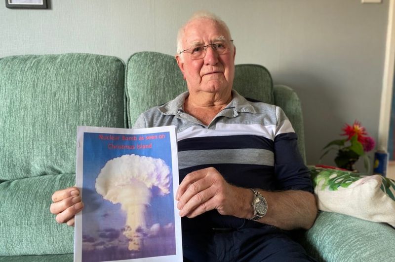 Barlestone: Nuclear test veteran to receive military medal - BBC News