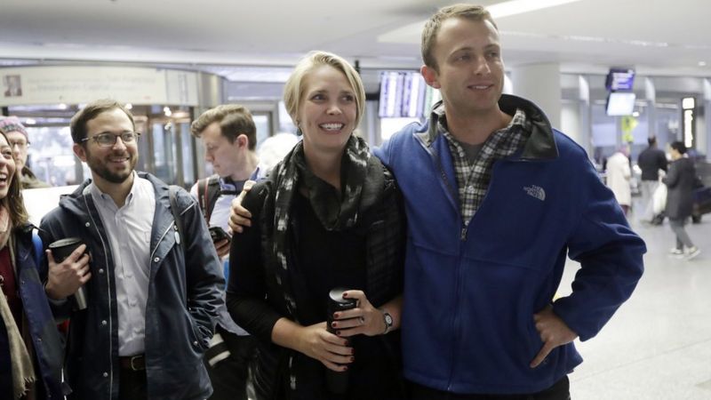 US Army officer brings Afghan interpreter to live with him - BBC News