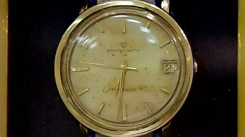 Israel recovers hanged spy Eli Cohen's watch from Syria - BBC News