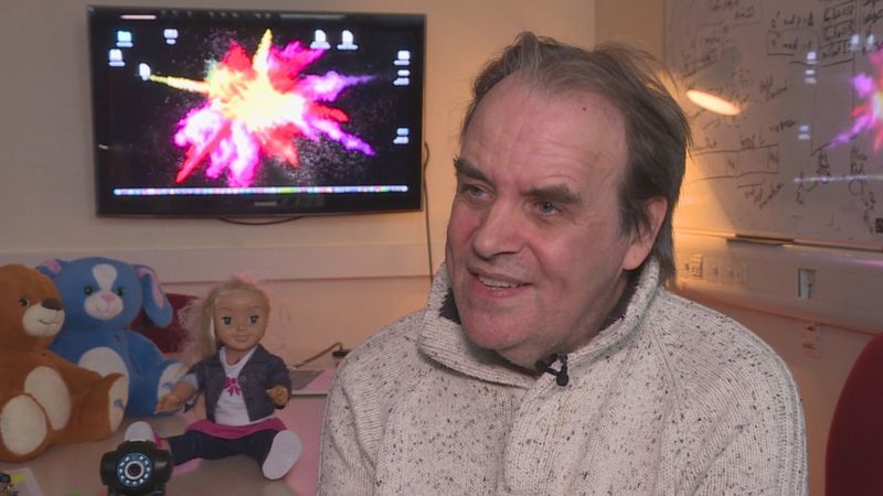You'd better watch out for hackable toys says expert - BBC News