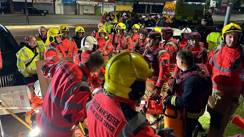 Emergency crews carry out terror attack response drills - BBC News