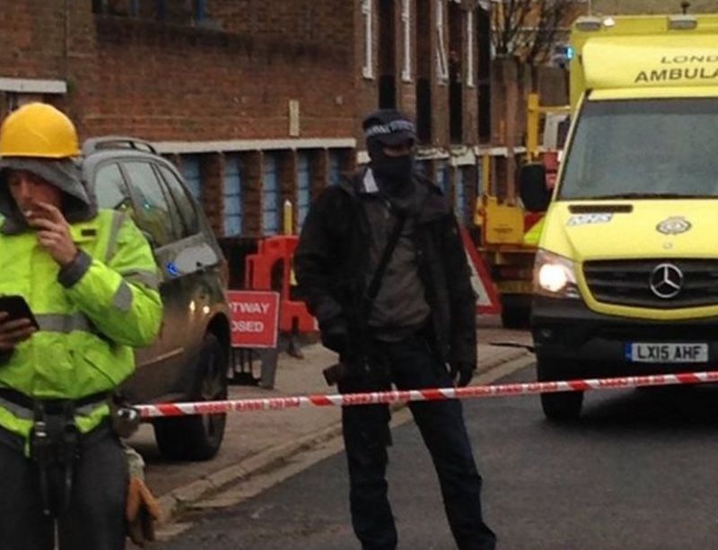 Jermaine Baker shooting: Firearms officer arrested - BBC News