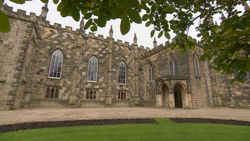 Bishop Auckland: Jonathan Ruffer halts regeneration funding - BBC News