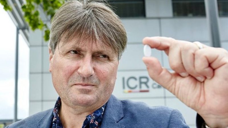 Poet laureate Simon Armitage launches award for nature poems - BBC News