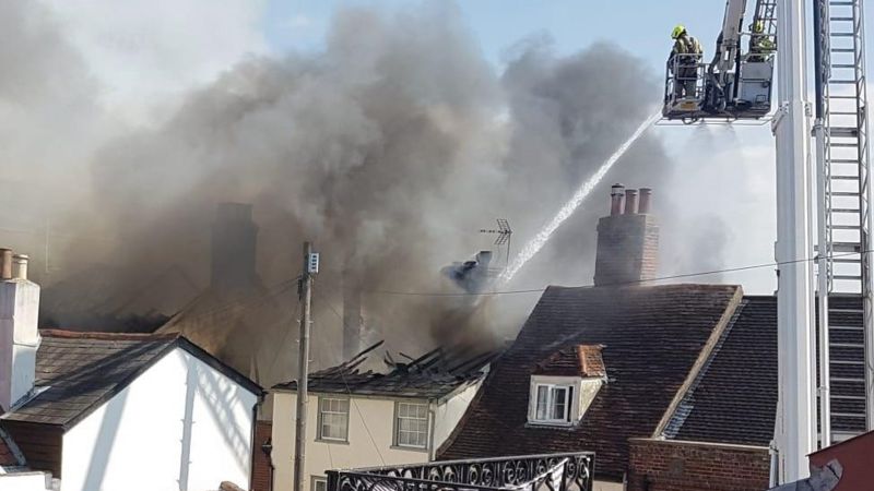 Harwich pub blaze tackled by 60 firefighters - BBC News