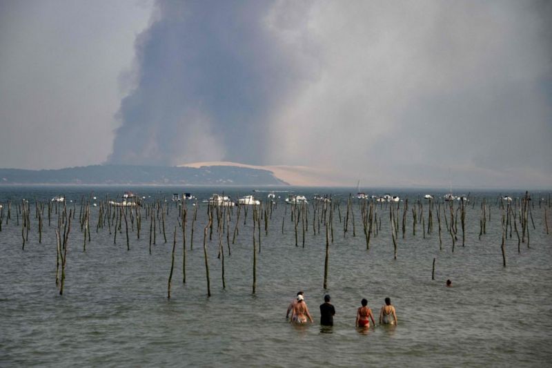 Three ways climate change makes adventure tourism riskier - BBC News