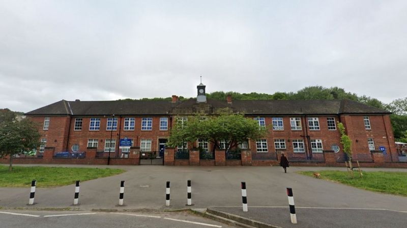 School meals disrupted by dangerous concrete repairs at Sheffield ...