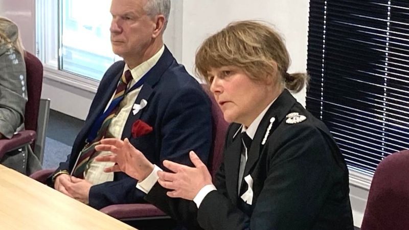 Avon and Somerset Police confirm Sarah Crew as chief constable - BBC News