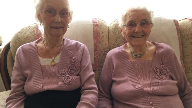 'UK's oldest twins' turn 102: Stourport-on-Severn pair mark birthday ...
