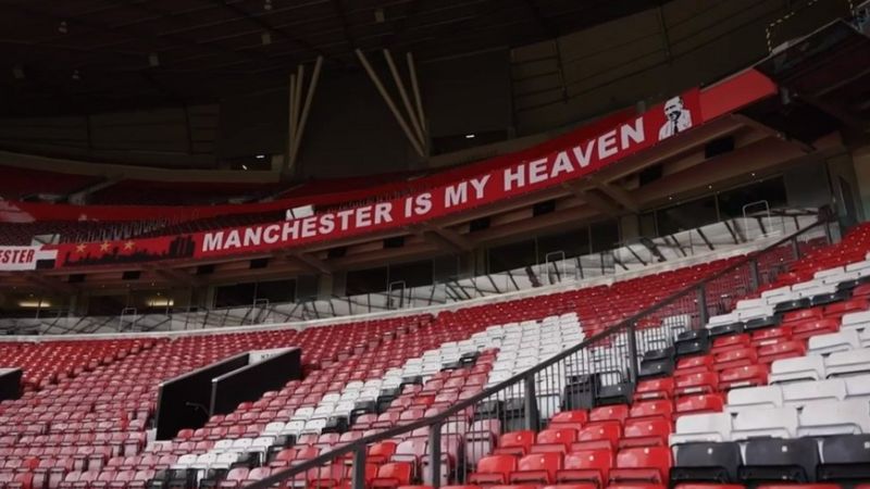 Manchester United banner updated to reflect changing city - BBC News