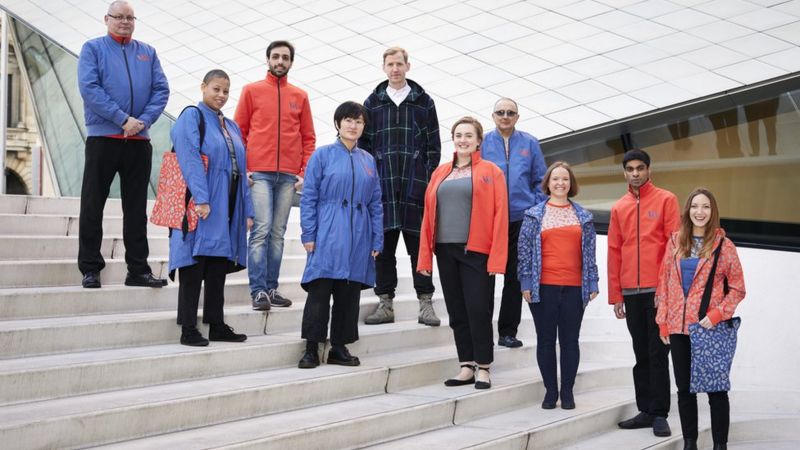 V&A: Designer defends new museum uniform - BBC News