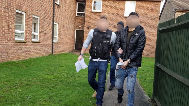 Two arrests in Slough people smuggling investigation - BBC News