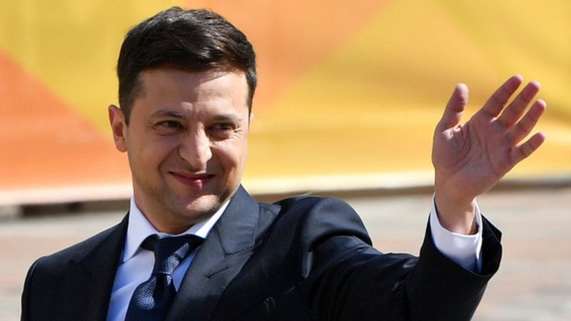 Conflit Russie Ukraine Qui Est Volodymyr Zelensky Le Président