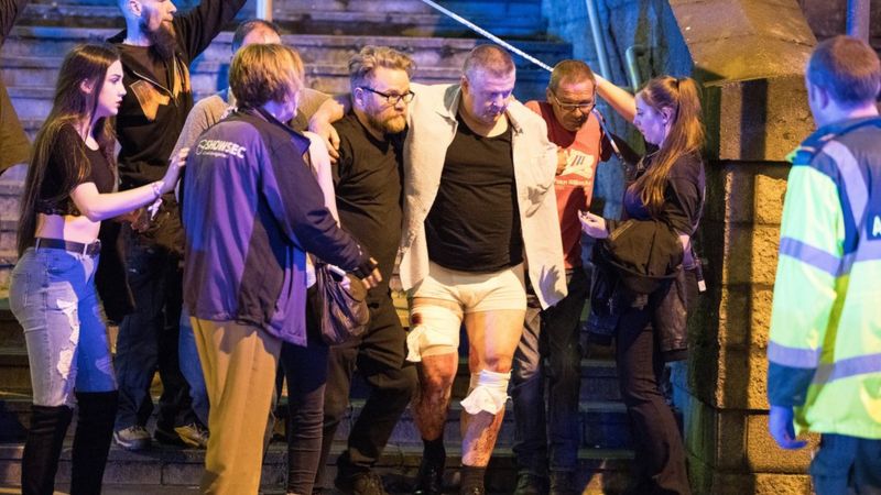 Manchester attack: Arena survivors mark first anniversary - BBC News