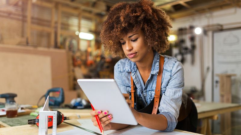 UK expected to be only major economy to shrink in 2023 - IMF - BBC News