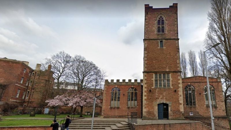 Nottingham church hosts festival for new arrivals from Hong Kong - BBC News