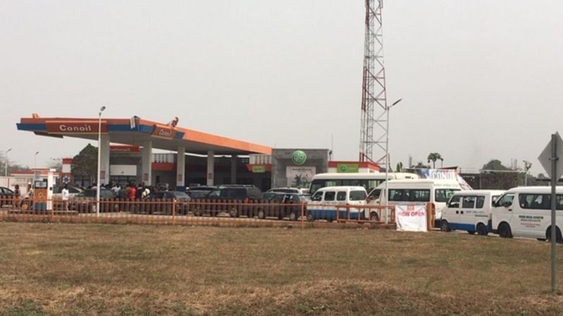 Fuel Scarcity: Petrol sell for as high as N350 per litre, all filling stations close shop ...