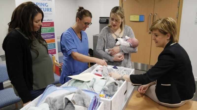 Scottish baby box pilot scheme launched - BBC News