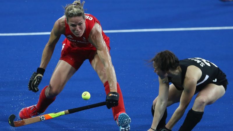 Sporting injuries: The athletes who carried on injured - BBC News