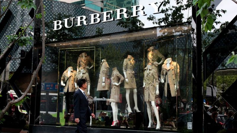 Burberry to open manufacturing site in Leeds city centre - BBC News