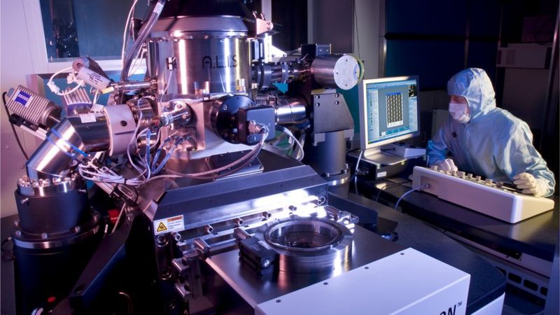 Helium discovery a 'game-changer' - BBC News