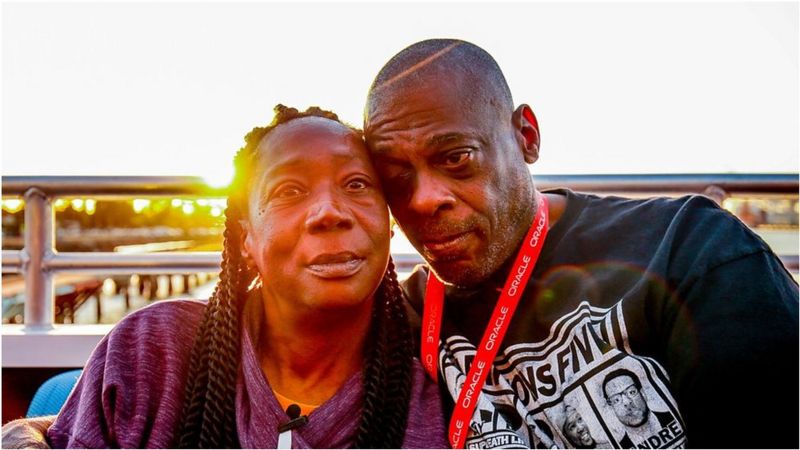 Van life is far from glamorous on LA's streets - BBC News