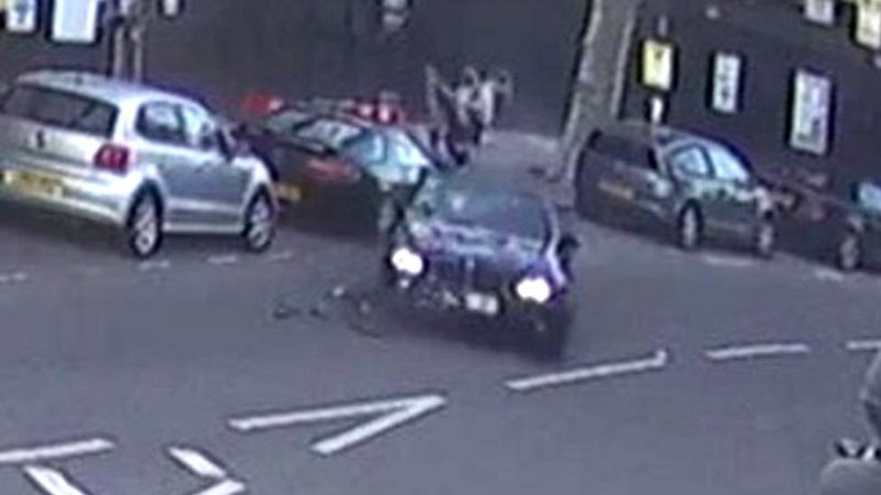 Highgate hit-and-run cyclist 'left in road with brain bleed' - BBC News