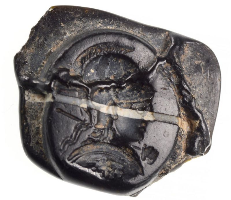 Gems stolen from British Museum seen for first time - BBC News