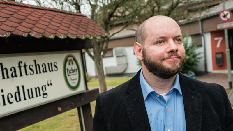 German parties outraged as neo-Nazi elected small town mayor - BBC News